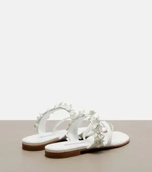 Manolo Blahnik Fiosa Appliqué Leather Thong Sandals - White