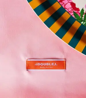 La DoubleJ Bright Blooms Printed Birch Tray - Pink