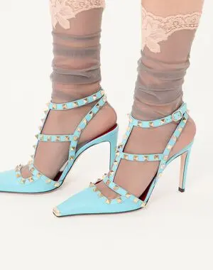 Valentino Garavani Rockstud Kidskin Pumps - Azure