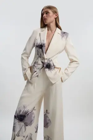 Karen Millen Floral Crepe Single Breasted Blazer