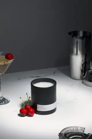 AERANGIS No. 1882 Manhattans In Manhattan Scented Candle