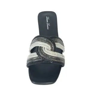 LAUREN LORRAINE Becca Sandal - Black