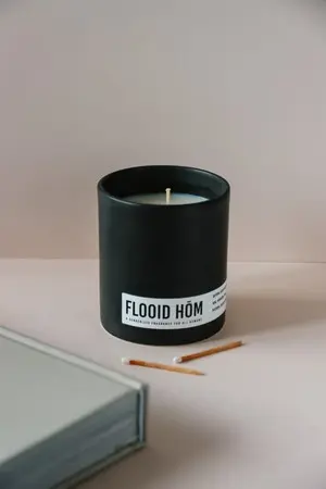 AERANGIS X Non Gender Specific Flooid Home Scented Candle