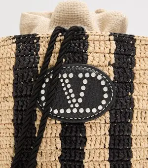 Valentino Garavani Small Raffia Bucket Bag - Black