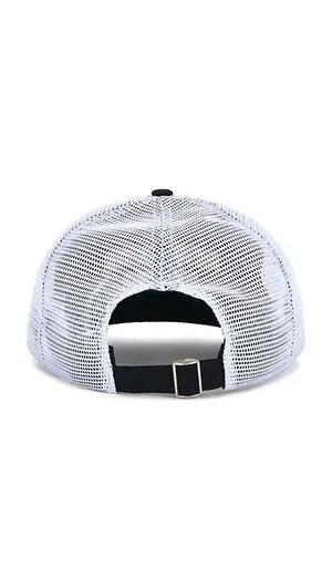 METALWOOD STUDIO Cutie Trucker Hat