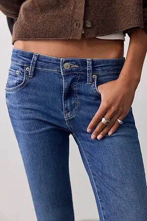 Free People We The Free Paloma Low-rise Cigarette Jeans - Indigo