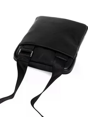 Guess Logo-detail Messenger Bag - Black