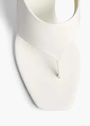 Khaite Marlow Mule In Glazed Leather - Chalk