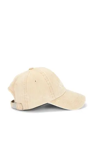 VERUTUM Lettering Denim Cap