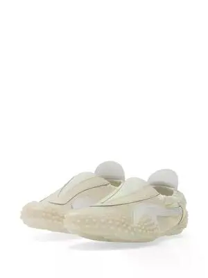 PUMA Mostro Move Venus Sneakers - Neutrals