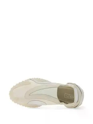 PUMA Mostro Move Venus Sneakers - Neutrals