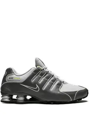Nike Shox Nz Sneakers - Grey