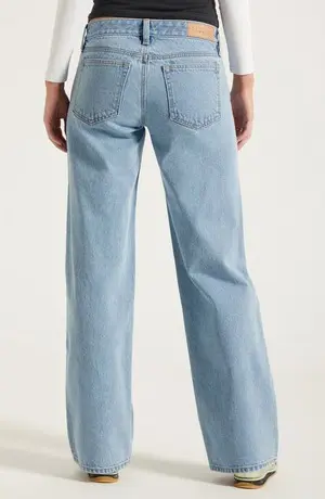 PACSUN Zoe Low Rise Girlfriend Jeans