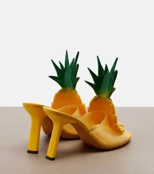 Loewe Paula's Ibiza Petal Mules