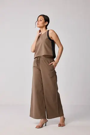 REISTOR Sleeveless Colorblock Top