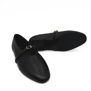 AMIE RAFA Lara Mary Janes - Black