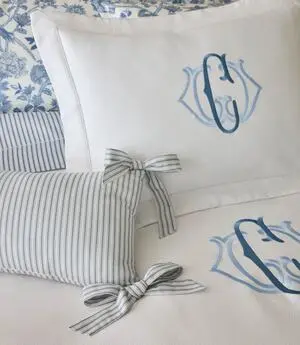 PEACOCK ALLEY Caitlin Bow Pillow