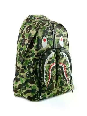 A BATHING APE Shark Camo Backpack - Green