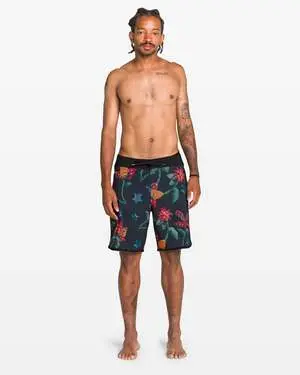Volcom Infuse Scallop Mod 19" Boardshort - Multi