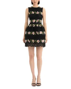 Oscar De La Renta Stripes Dresses