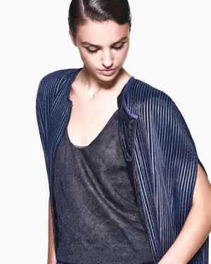 Giorgio Armani Top