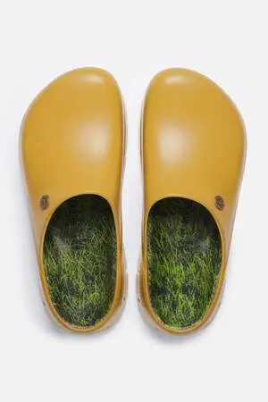 BIRKENSTOCK Super Birki 2.0 Rubber Clogs - Brown