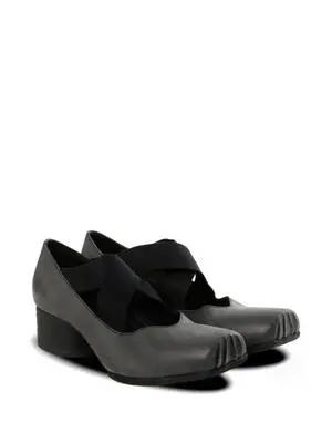 UMA WANG Cross-strap Pumps - Grey