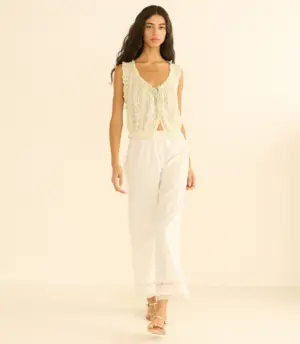 DÔEN Vetiver Lace-Paneled Top Gateau