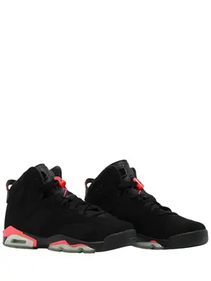 JORDAN 6 Retro Sneakers - Black