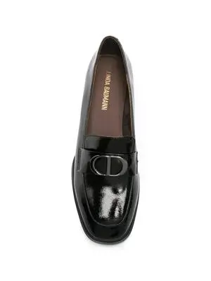 LINDA BAUMANN Logo-plaque Pumps