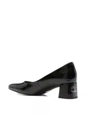 LINDA BAUMANN Patent-finish Pumps