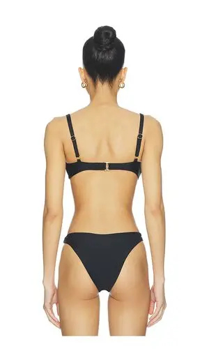 LOVEWAVE The Vidi Top - Black