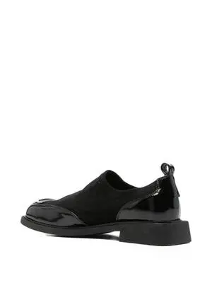 LINDA BAUMANN Patent-paneled Plaque-detail Loafers - Black