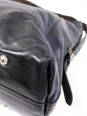 LOUIS VUITTON Carryall Vibe Mm Shoulder Bag