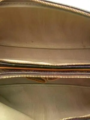 LOUIS VUITTON 1999 Monogram Reporter Gm Crossbody Bag