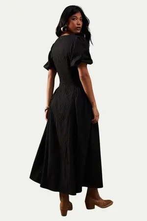 WAREHOUSE Seersucker Puff Sleeve Midi Dress - Black