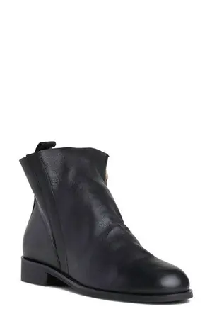 BEAUTIISOLES BY ROBYN SHREIBER Renata Bootie - Black