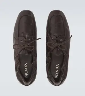 Prada Shuffle Leather Boat Shoes - Brown