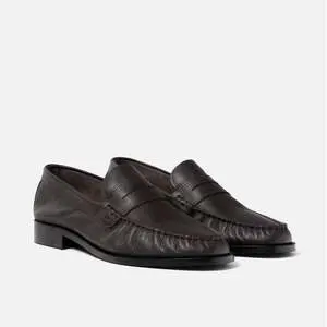 DUKE + DEXTER Ezra Pebble Ruched Loafer