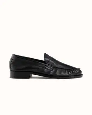 DUKE + DEXTER Ezra Tumbled Ruched Loafer - Black