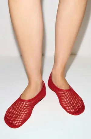 REFORMATION Britt Mesh Ballet Flat - Lipstick Crochet