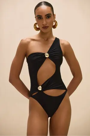 Patbo Cut Out Tops