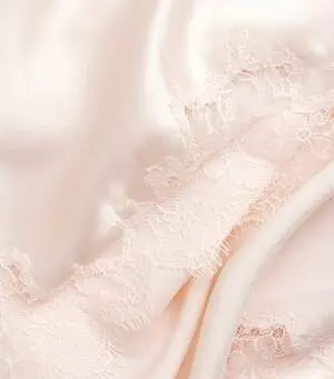GILDA & PEARL Silk In Dreams Short Robe