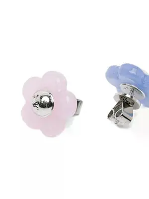 AGNES B. Flower Stud Earrings - Silver
