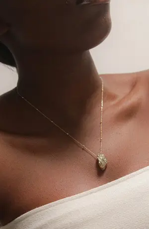 YOJ Name's Twerto Mini Pendant Necklace