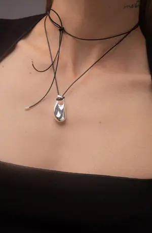 YOJ Perto Maxi Cord Necklace