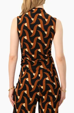 IVONNE Patterned Ruched High Neck Blouse