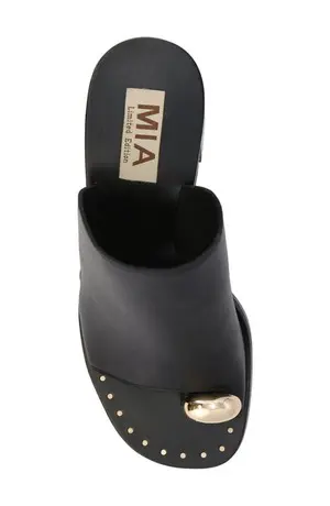 Mia Nikita Slide Sandal
