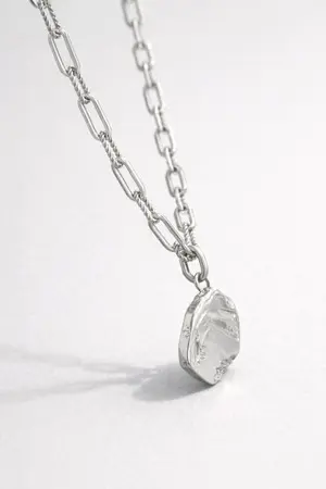 YOJ Molten Plate Pendant Necklace