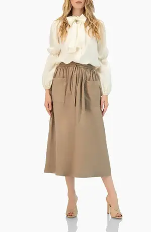 IVONNE Long Sleeve Blouse With Tie Neck